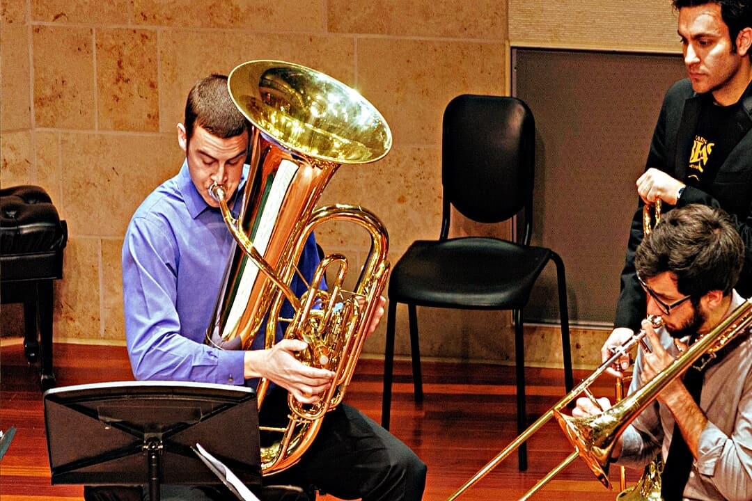 Tuba – Instrumentos Musicales